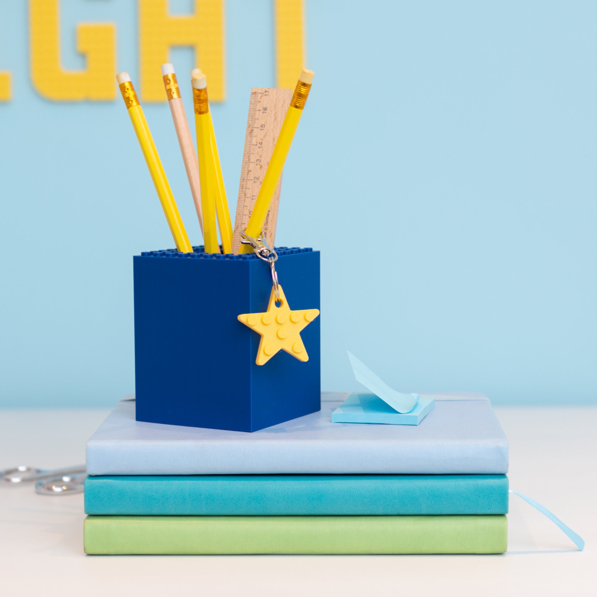 Personalised Pen pot – Made Happy Gifts